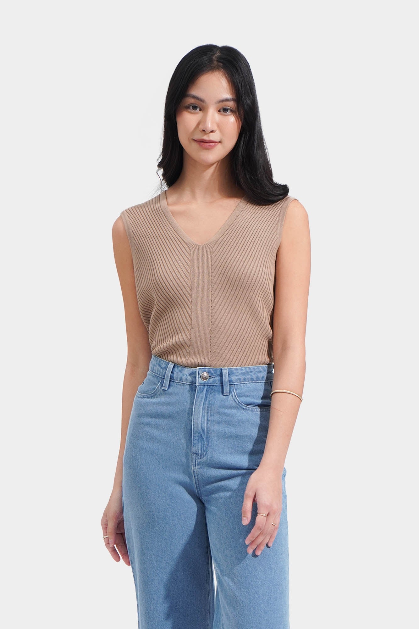 V-Neck Ribbed Top – ForMe